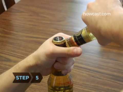 Een bierflesje openen zonder flesopener: 9 handige tips